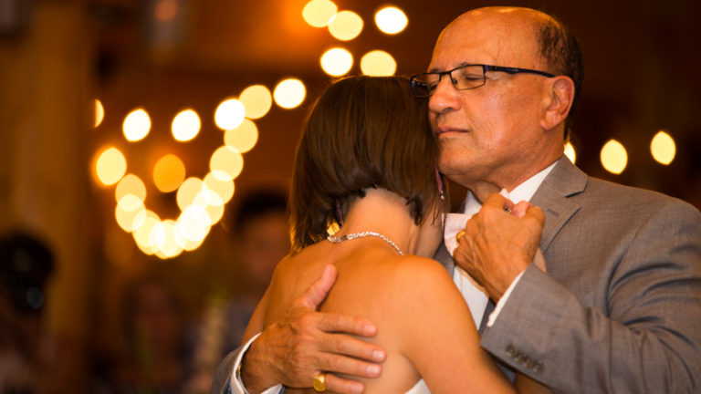 Calgary Photographer | Snow Valley Edmonton Wedding